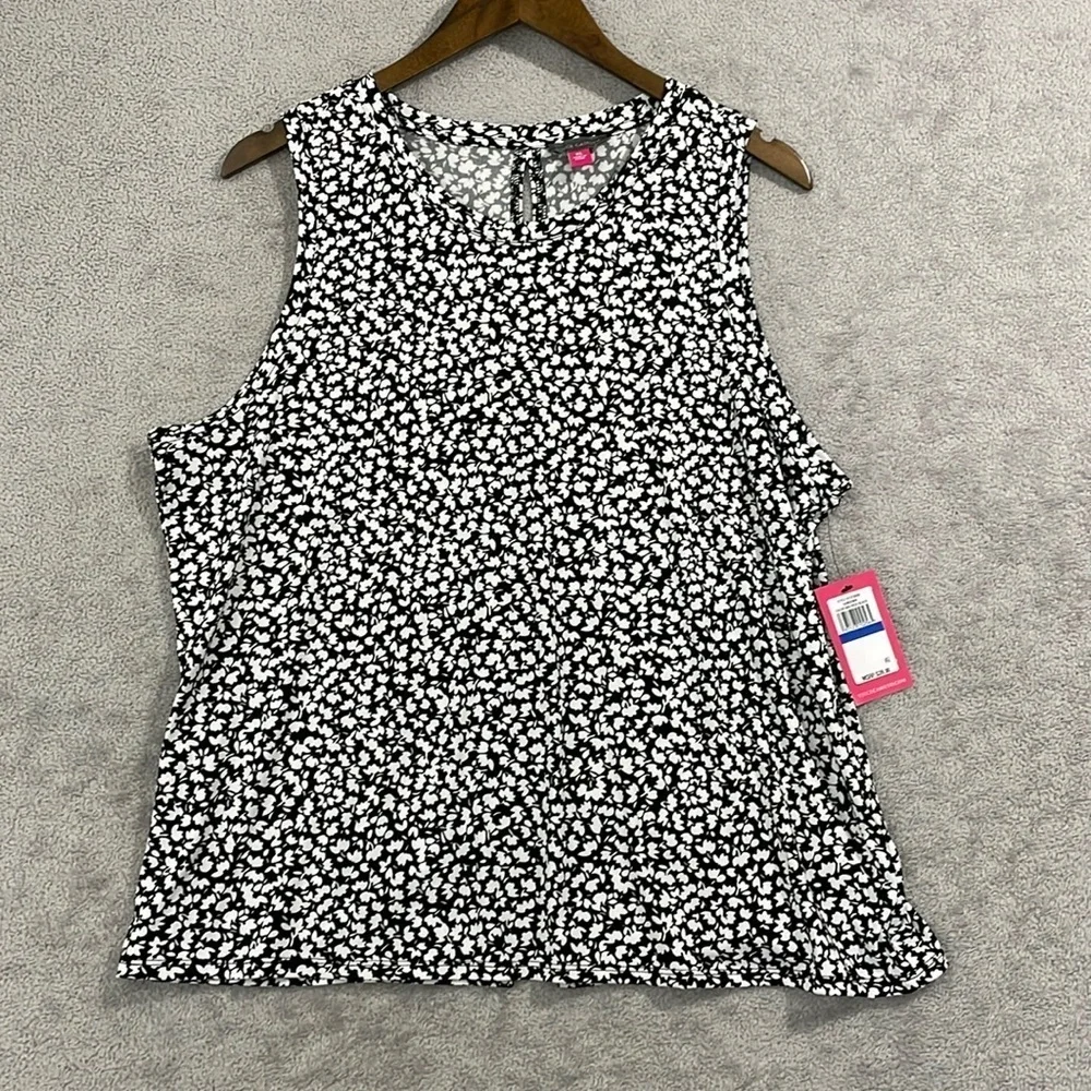Vince Camuto | Tops | New Vince Camuto Womens Xl Printed Splitback Key ...